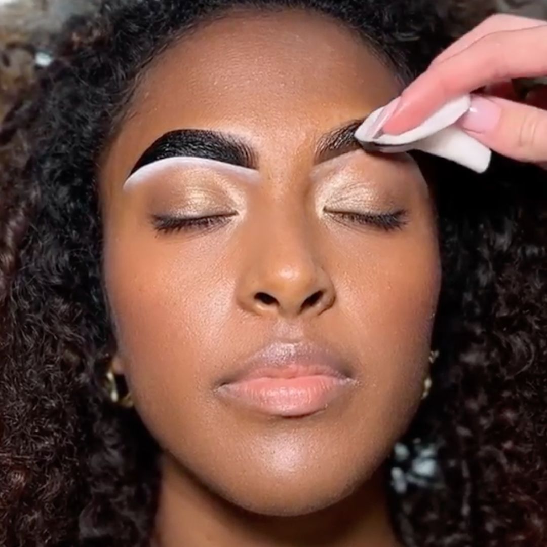 Color Corrector for eyebrows treatment – Supercilium